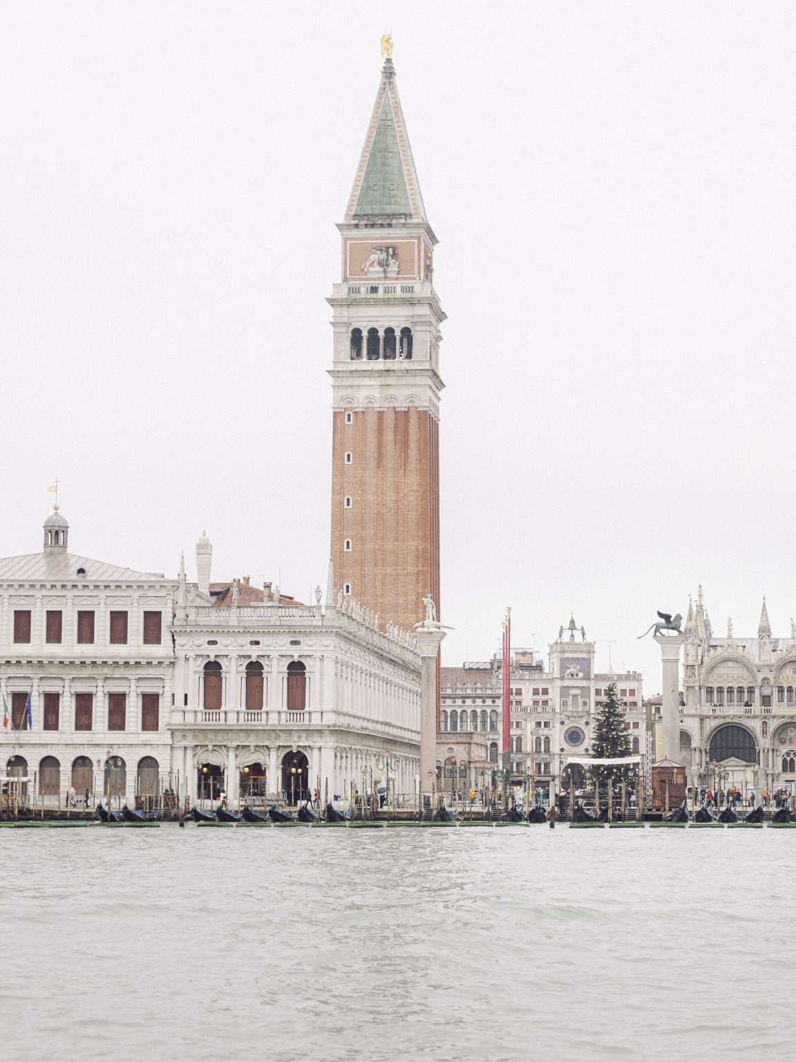 Visiting Venice in December | The Complete Guide | Camìlla M